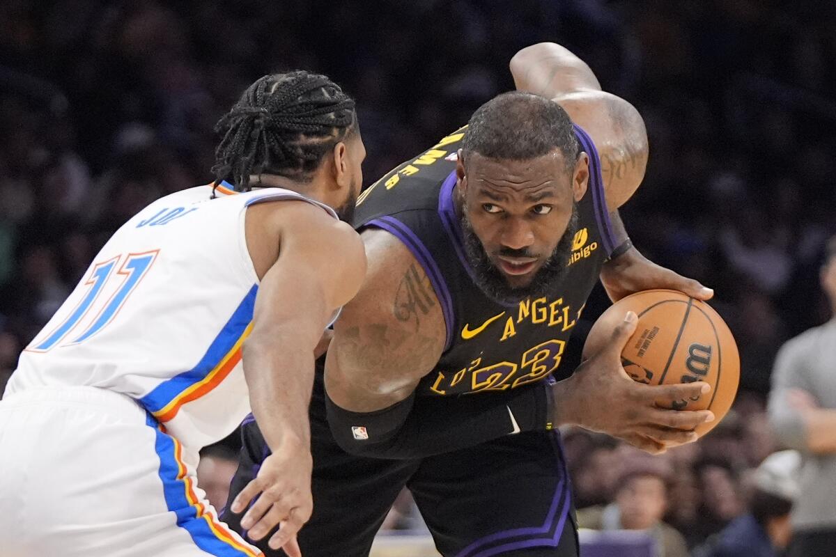LeBron James frena en seco a los Thunder