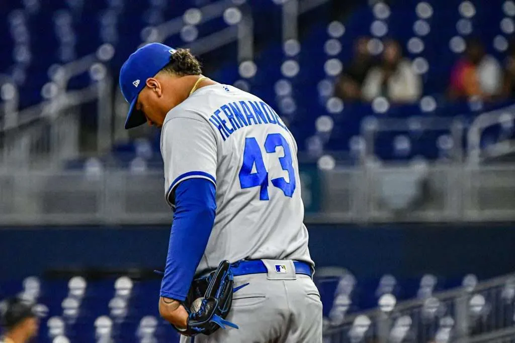 Carlos Hernández, el lanzador de los Reales de Kansas City, se tomará ...