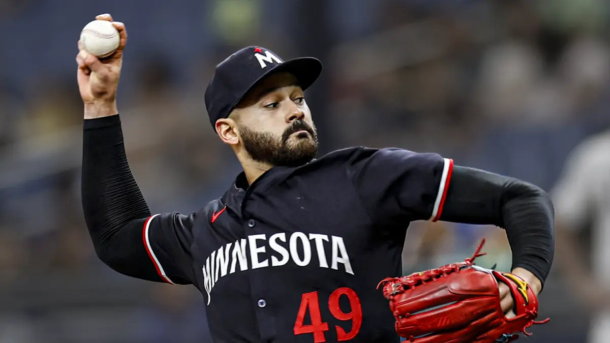 López brilla desde la lomita con una destacada actuación frente a los Rays