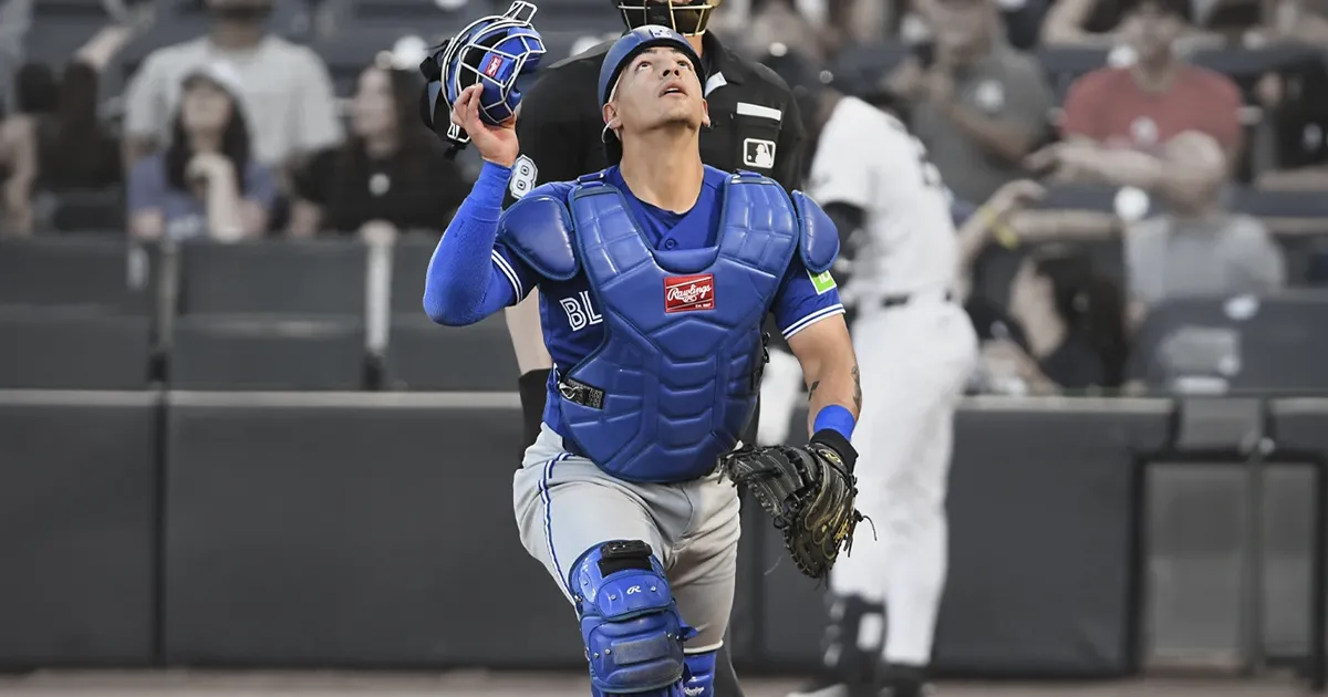 Brandon Valenzuela debuta en las Grandes Ligas y los Azulejos de ...