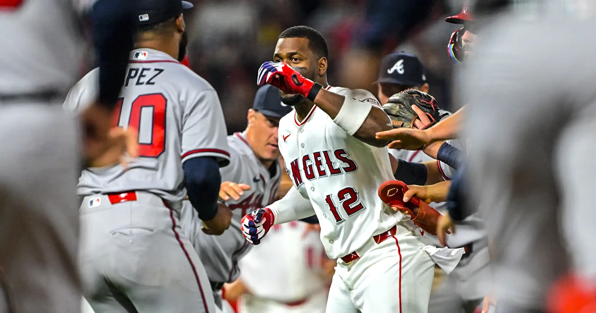 MLB suspende a Reynaldo López solo 5 juegos: ¿demasiado poco por atacar ...